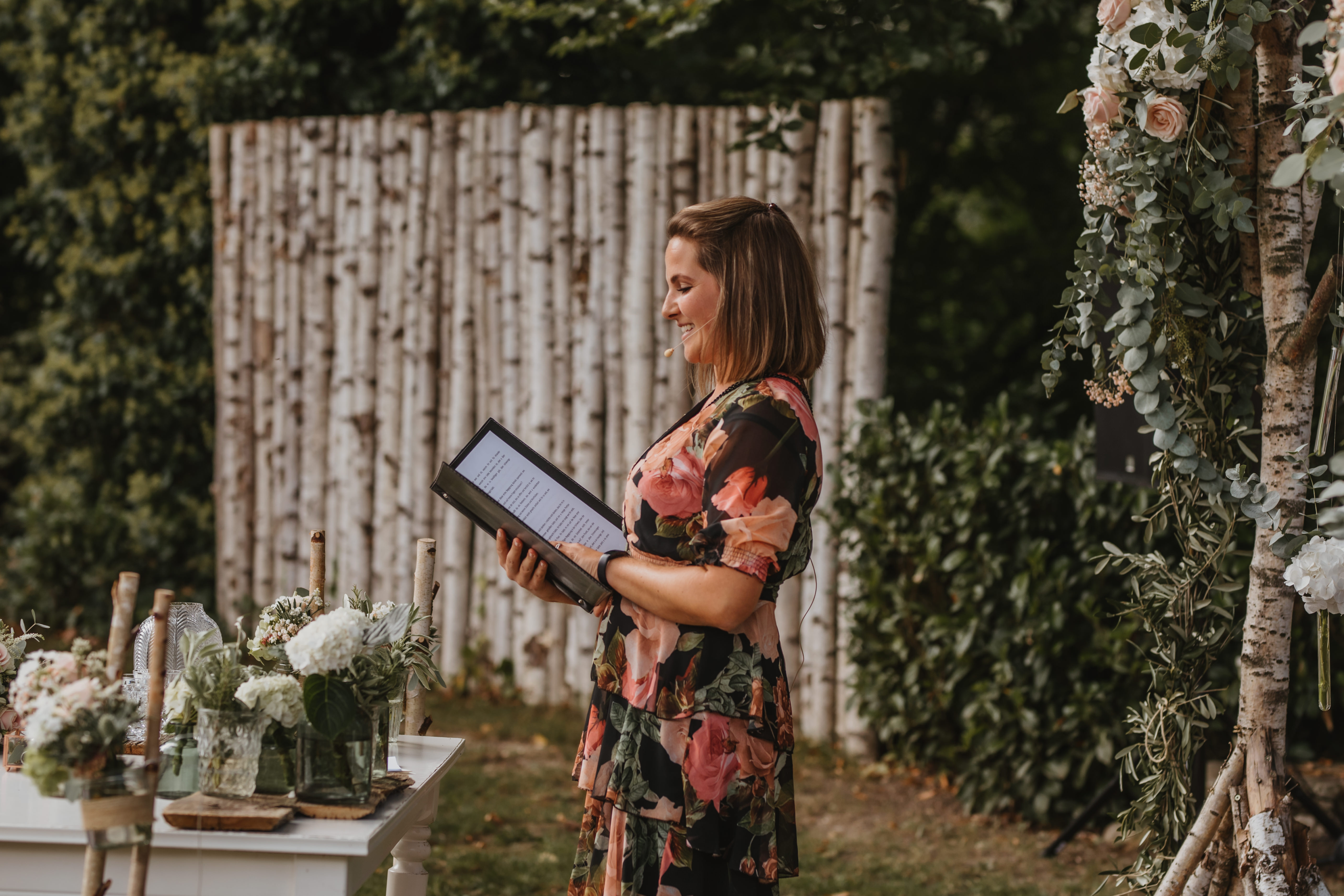 Referenz von Sarah & Florian für ihre:n Trauredner:in | Strauß & Fliege