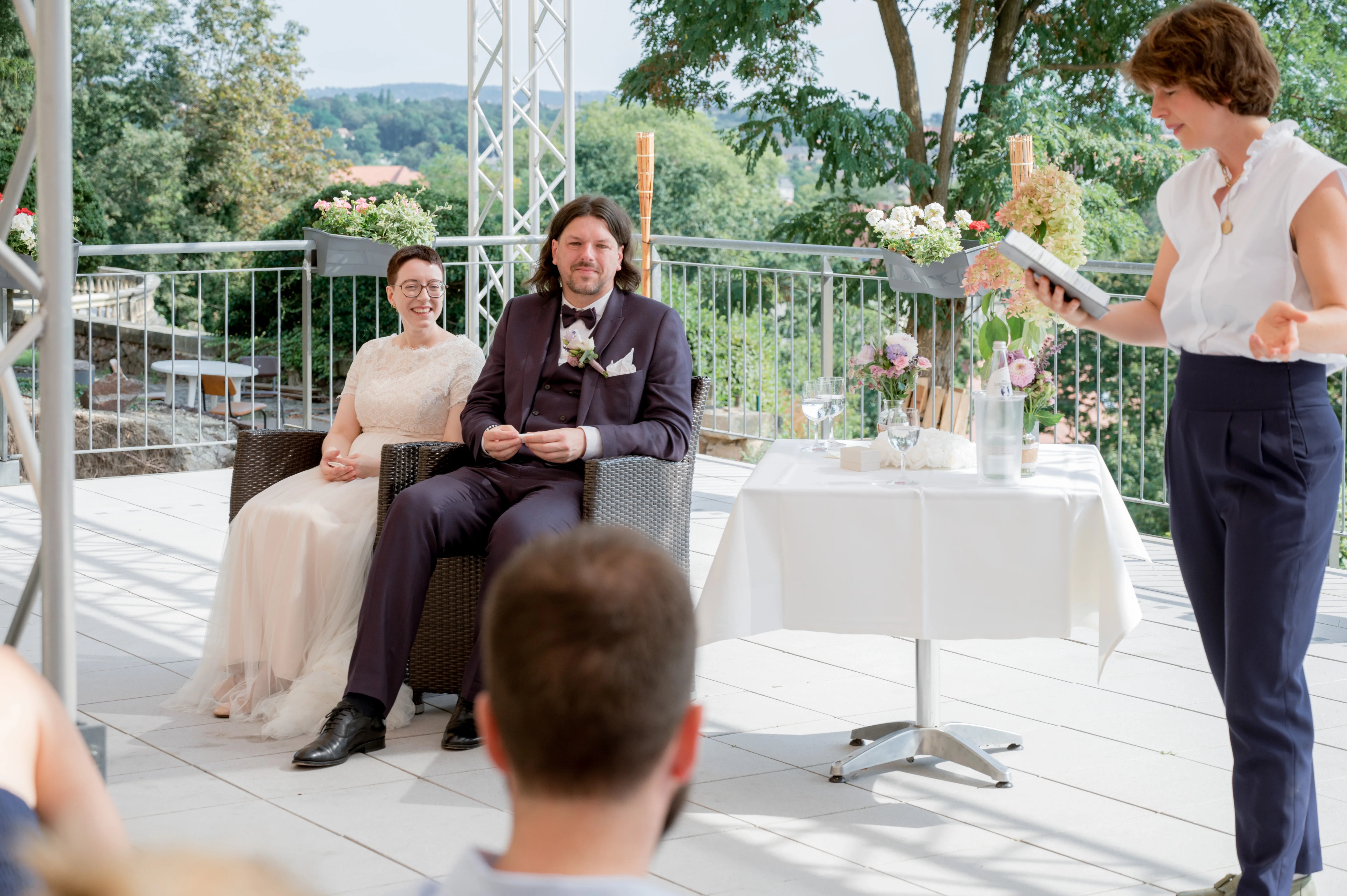 Referenz von Franka & Markus für ihre:n Trauredner:in | Strauß & Fliege